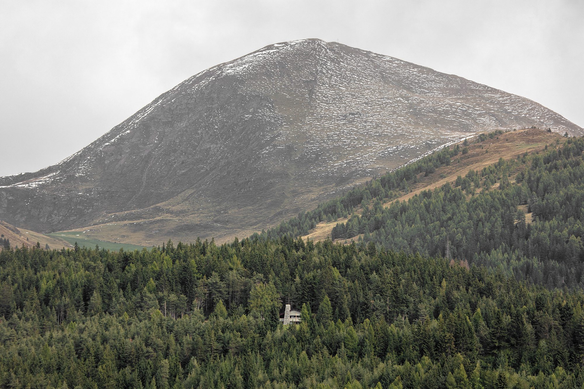 The Fluh 34 Tiny House by Fischer Rüdenauer - Alpine Spaces